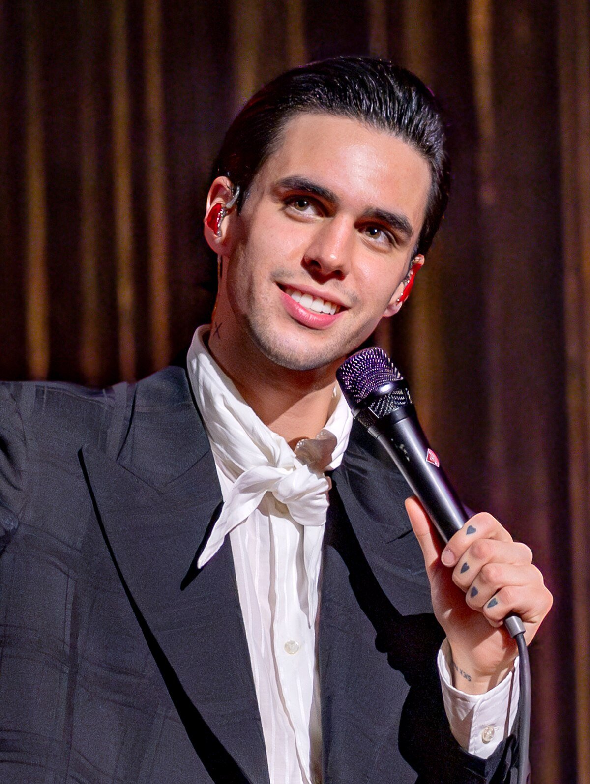 Stephen Sanchez Announces Global World Tour 2025